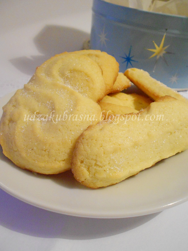 U dzaku brasna: Danski keksici