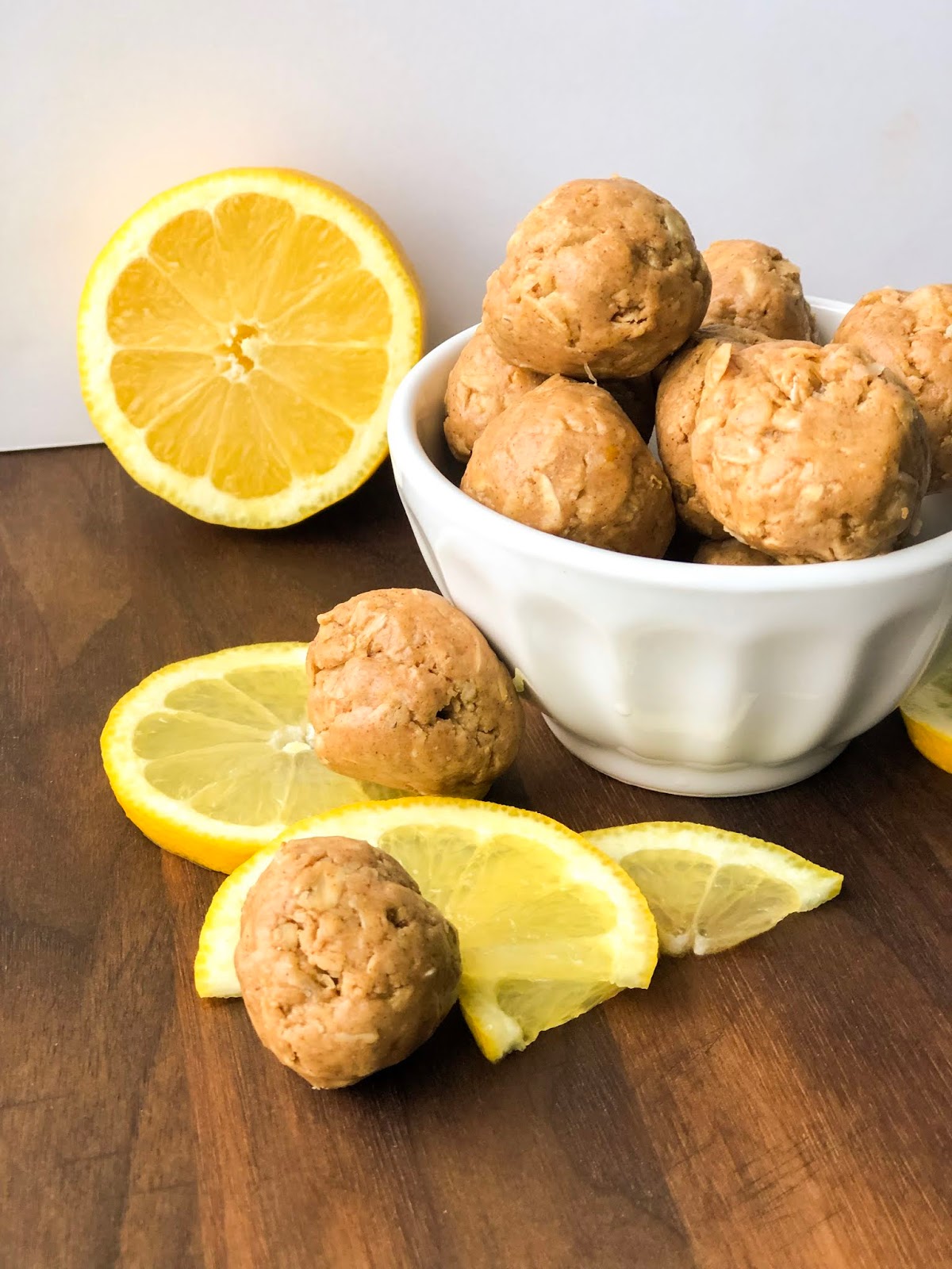 mdolla: Lemon Protein Bites