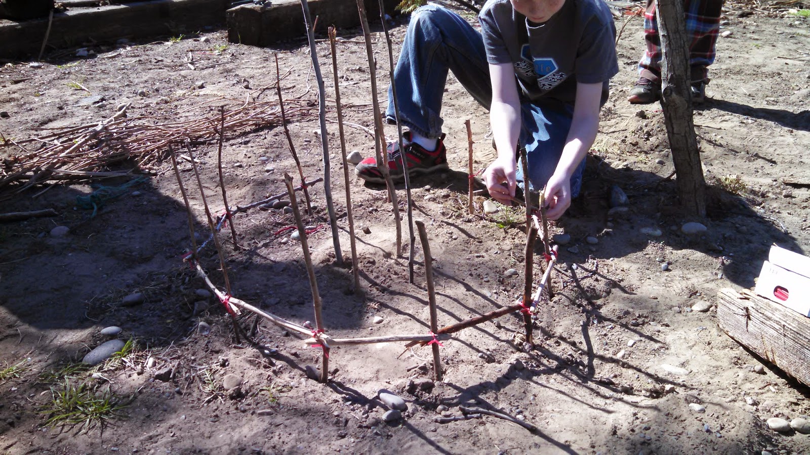 Adventures with the Perrys: Building a Wano house