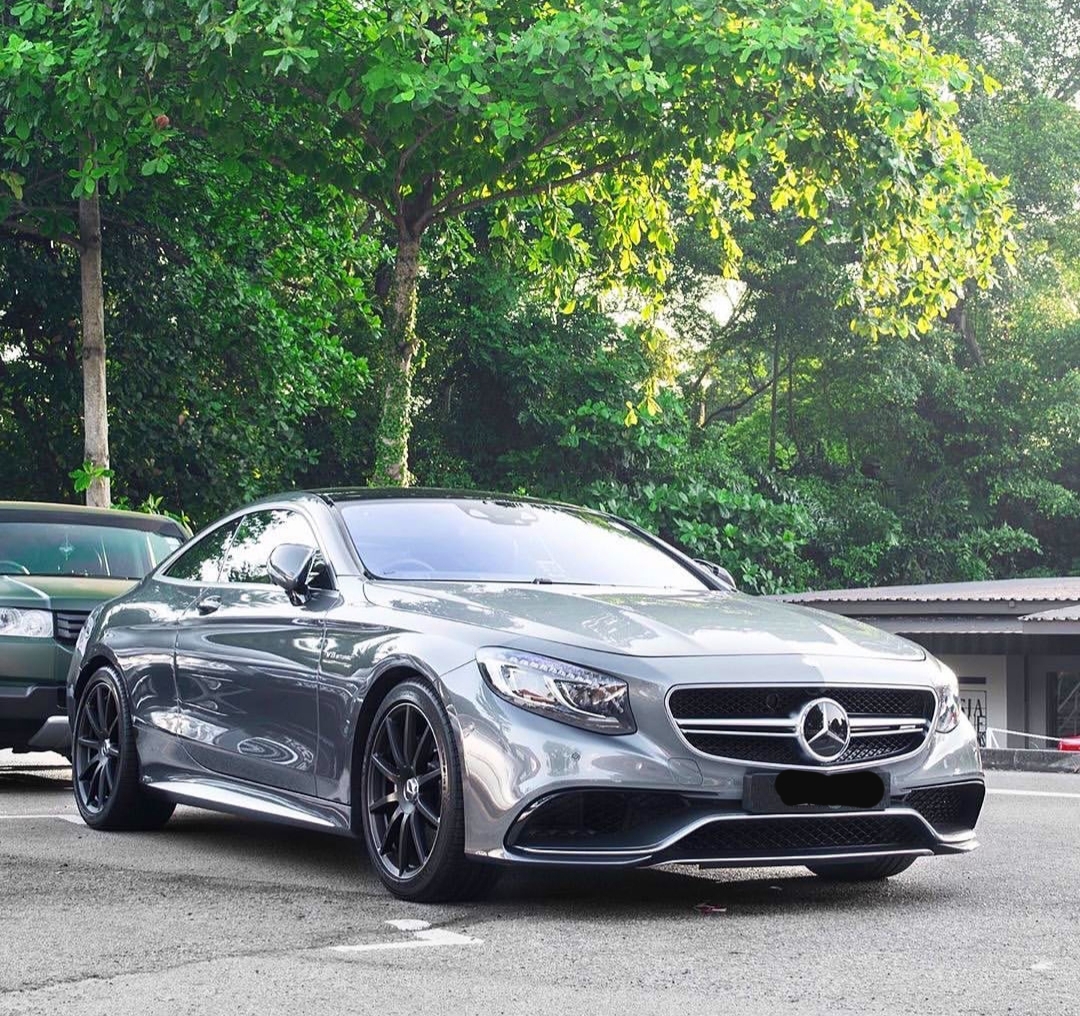 The best business car for regular use Mercedes E class exclusive series