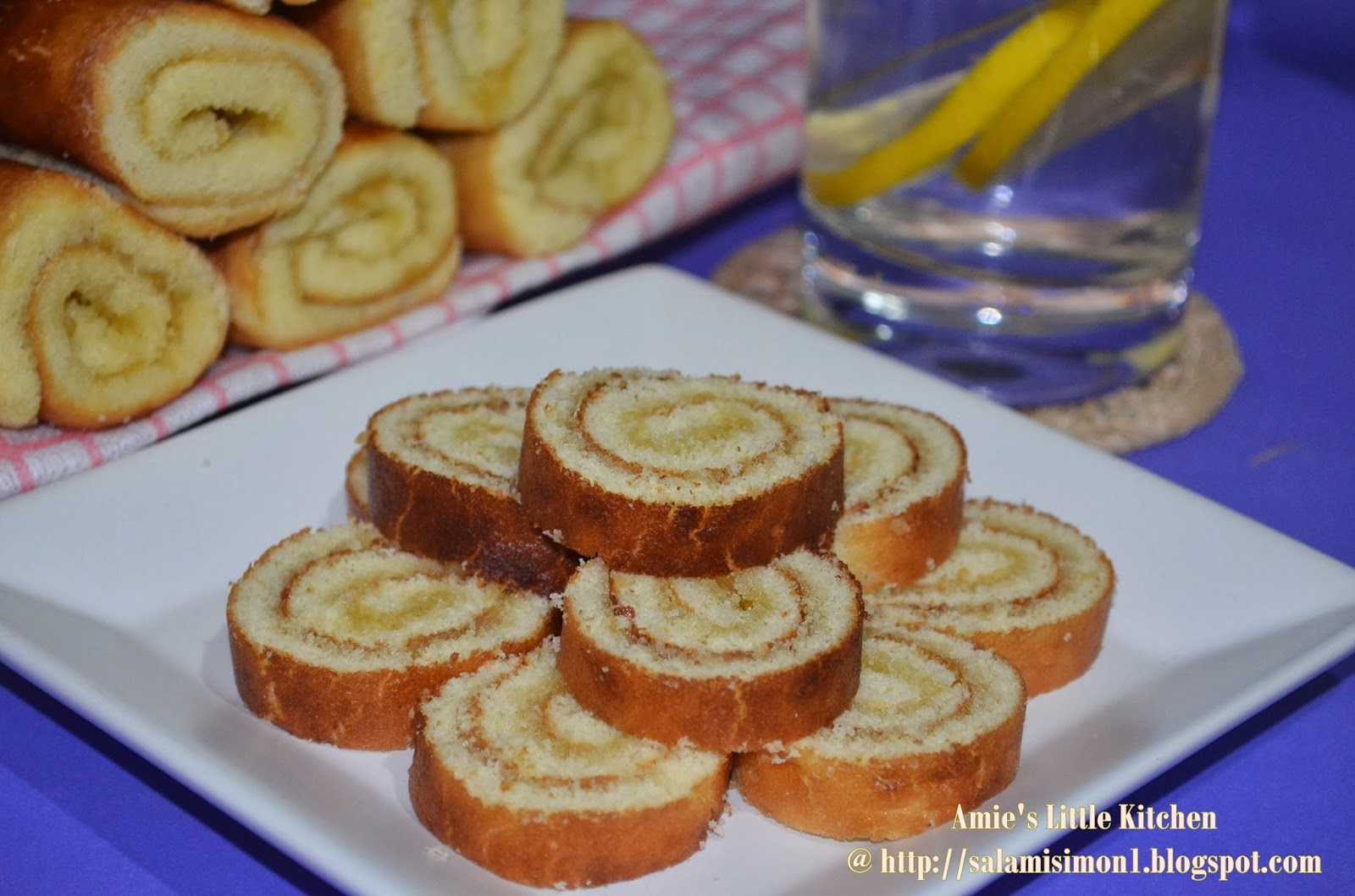 Bahulu @ Baulu Gulung Yang Penuh Nostalgia - Amie's Little Kitchen