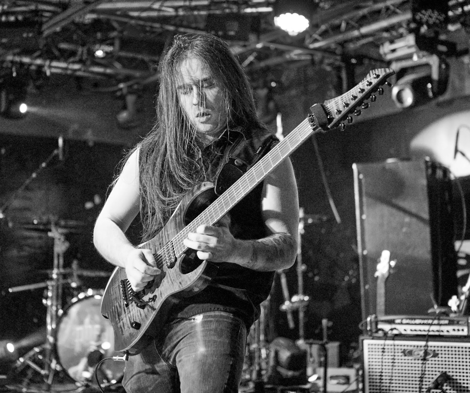 THE METAL TIMES: THE AXEMEN SERIES GUITAR INTERVIEW : PAT RODGERS / PHEAR