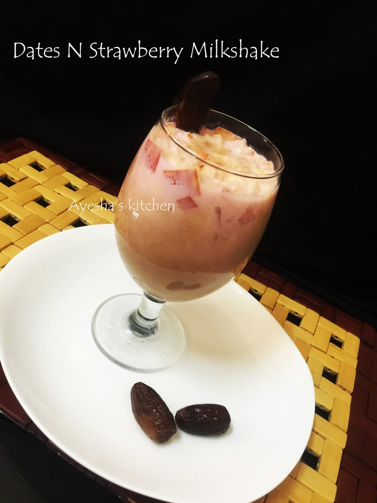 DATES AND STRAWBERRY MILKSHAKE - BEST WELCOME DRINK MILKSHAKE - SUGAR FREE