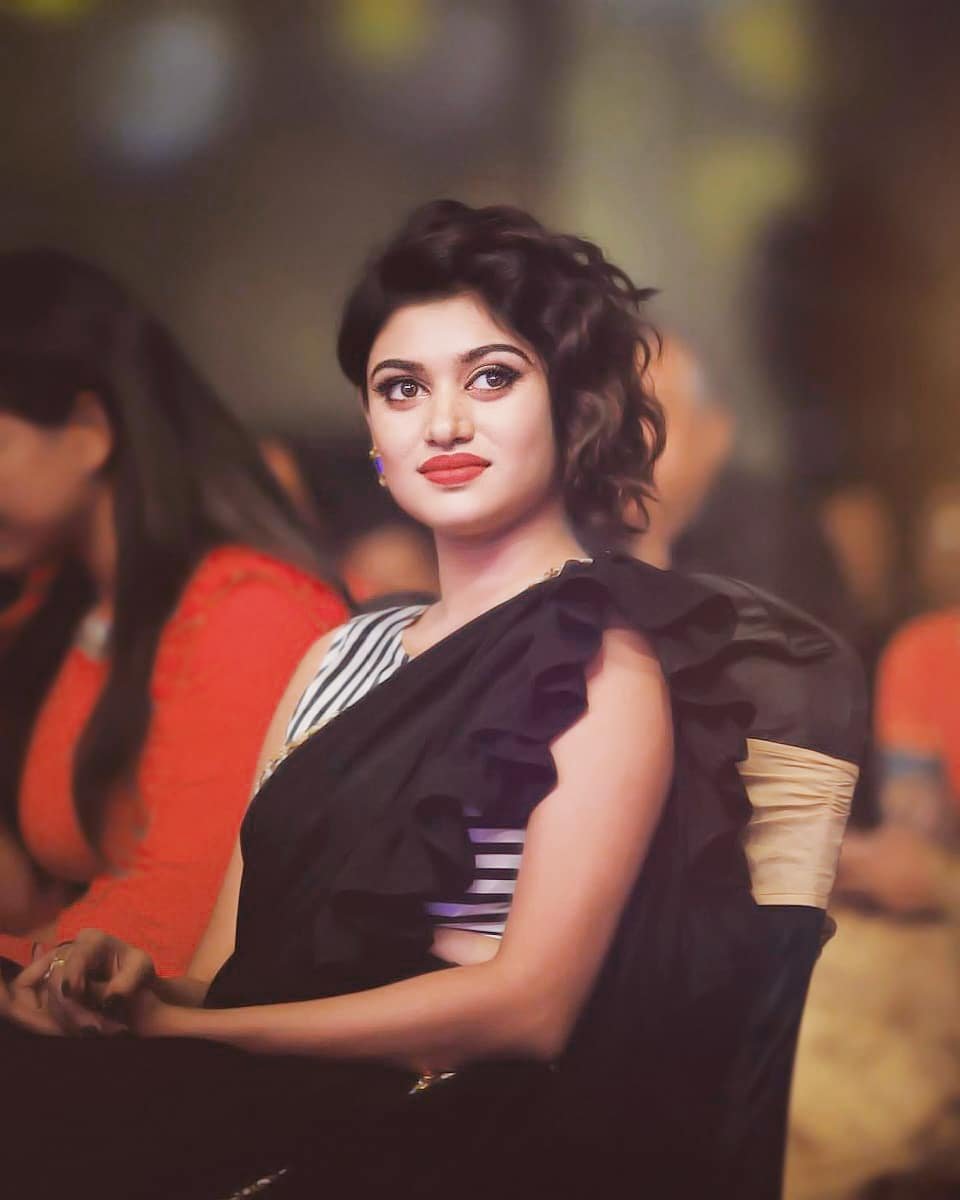 South Indian Actress Oviya Latest HD Photos - Cantik Sexy Hot