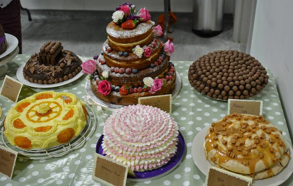 Wonky Patchwork: Bake Off Report and a Winning Cake Recipe!