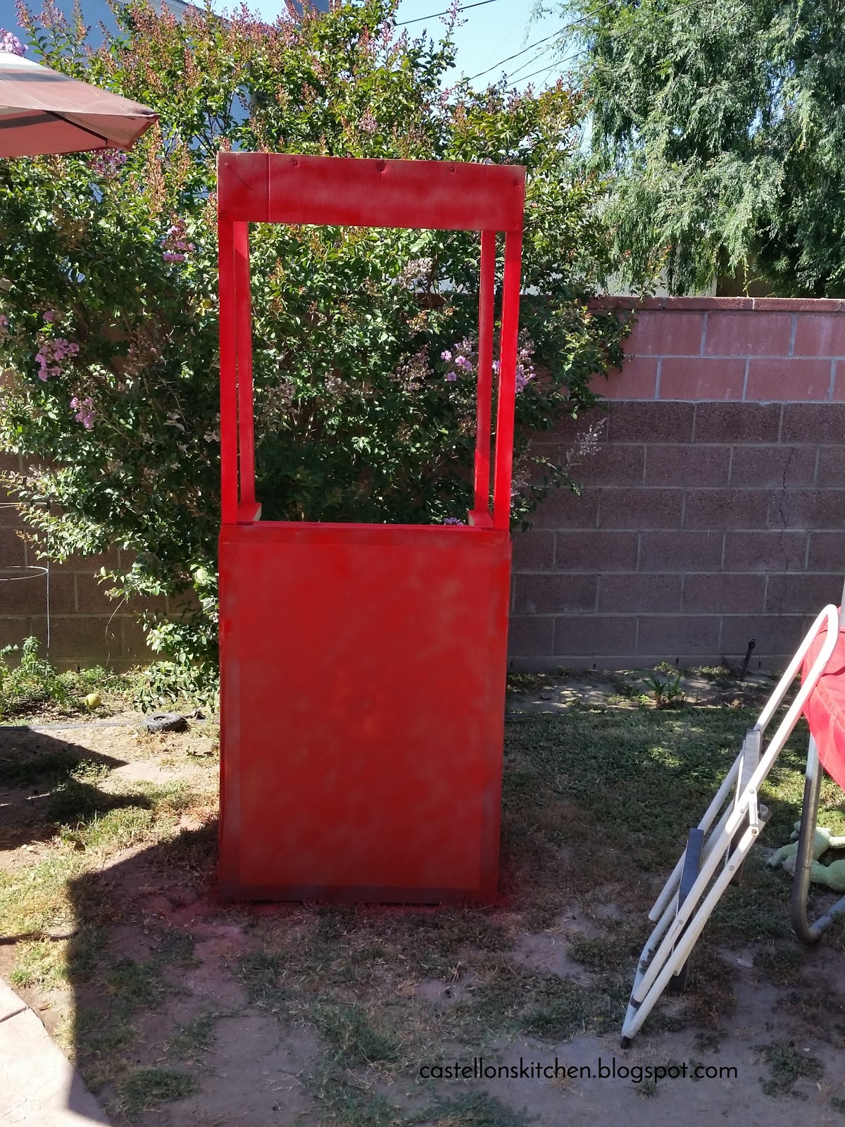 Castellon's Kitchen: Carnival Fun House Maze (Part 1 of 3)