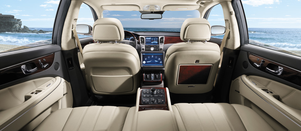 Hyundai Equus chega ao Brasil com preço de R$ 320 mil