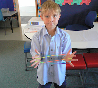 Room24@Sunnyhills: Playing String Games