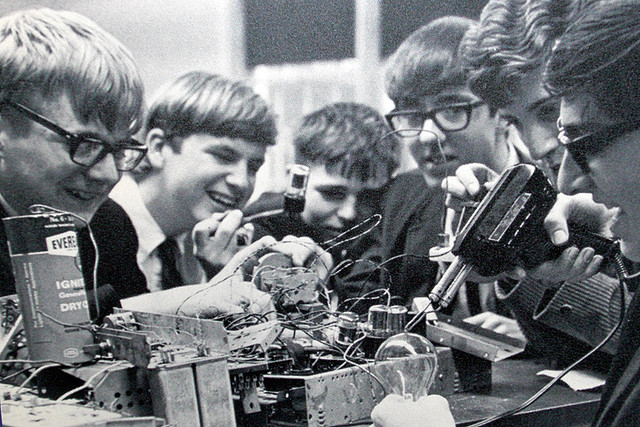 A Short Illustrated History of the Nerd ~ Kuriositas