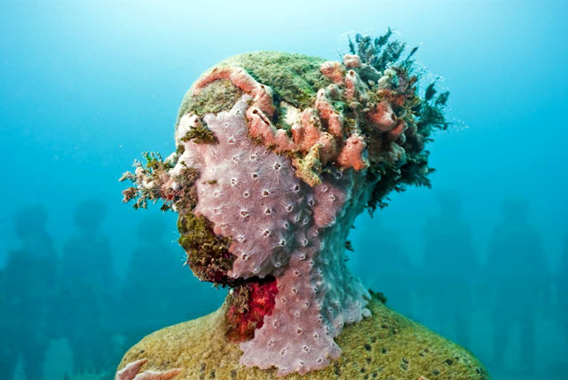 peuple de papier: Jason Taylor Decaires