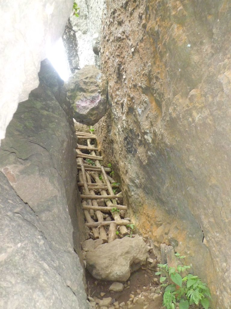 Cahaya Roma: Gunung Api Purba dan Embung Langgeran (Tempat yang Indah ...