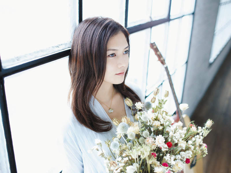 HANA Place: YUI - Fight (new single)