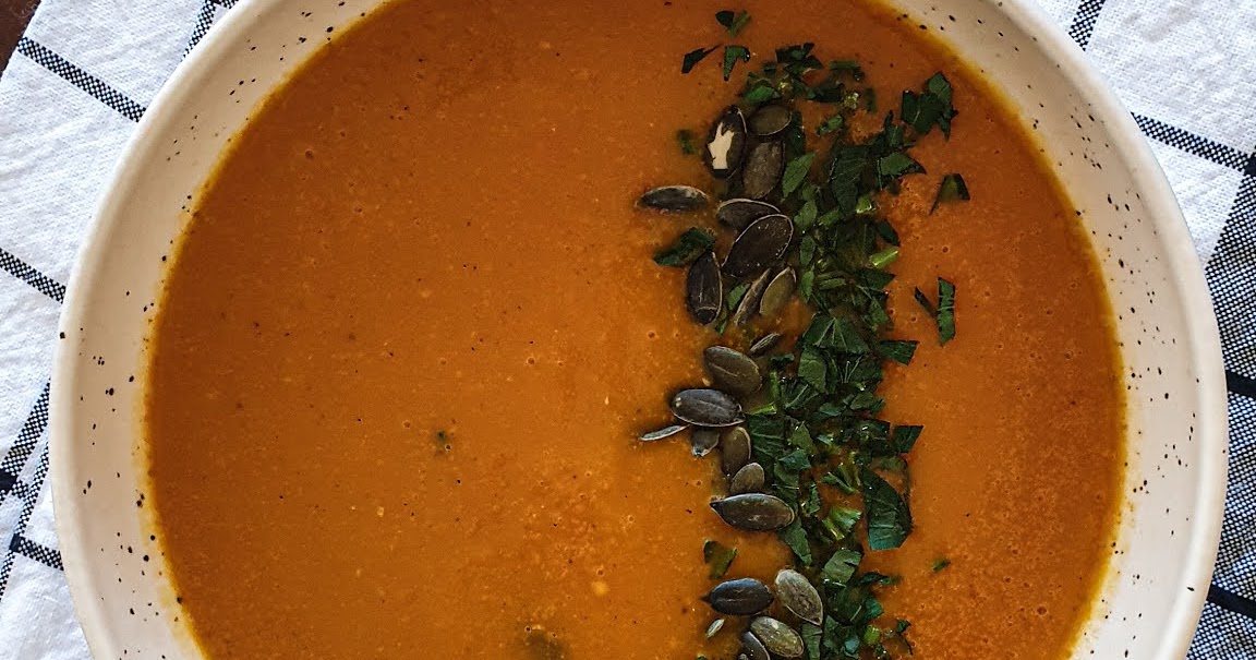 As Minhas Receitas: Sopa de Abóbora e Tomate Assado