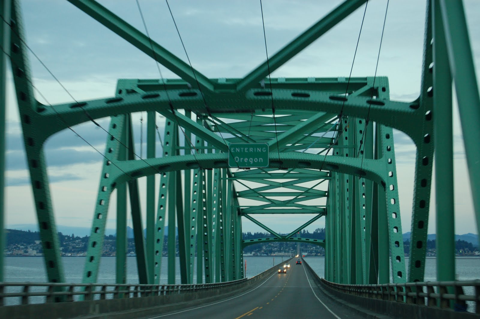 The Tovar Times: The Astoria Bridge