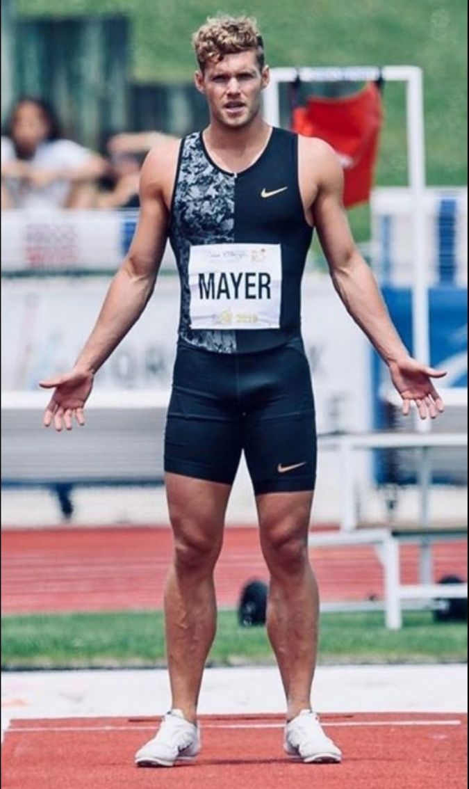 Favorite Hunks & Other Things: Saturday, August 7, 2021