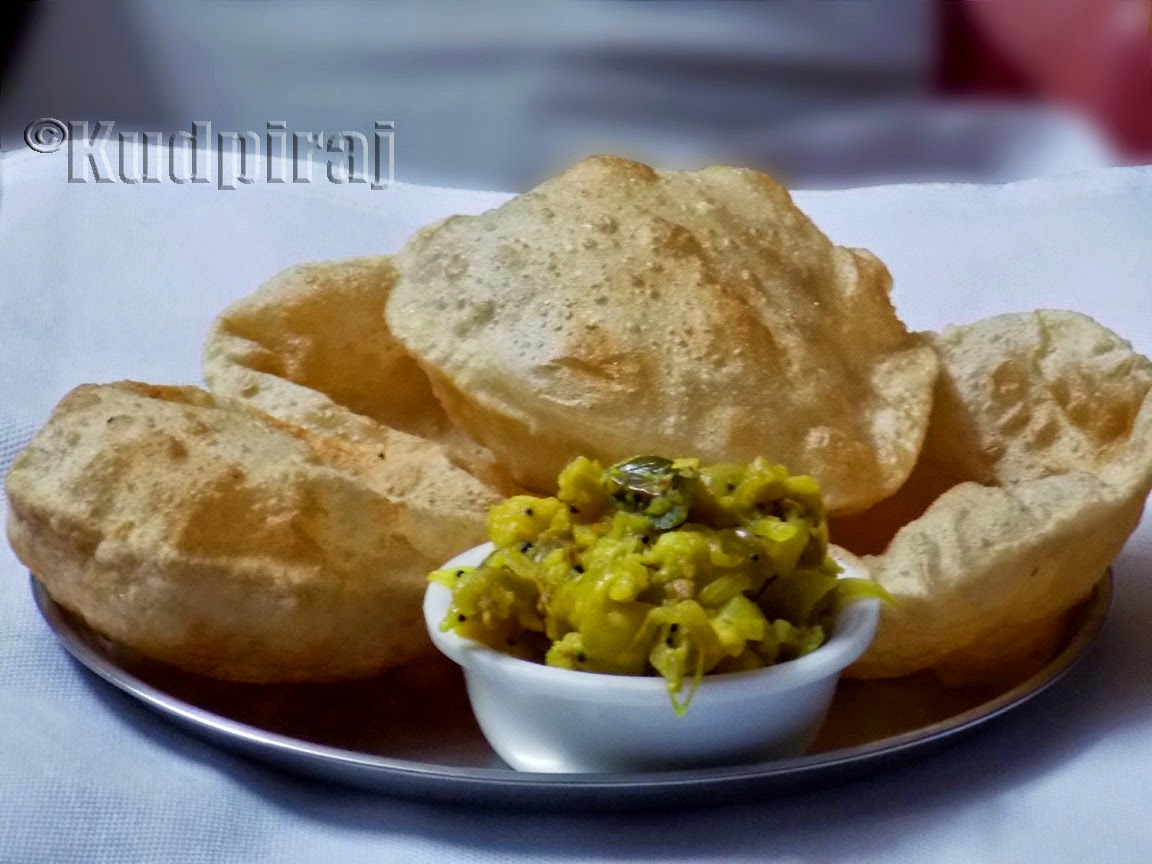 Kudpiraj's Garam Tawa: Poori Bhaaji