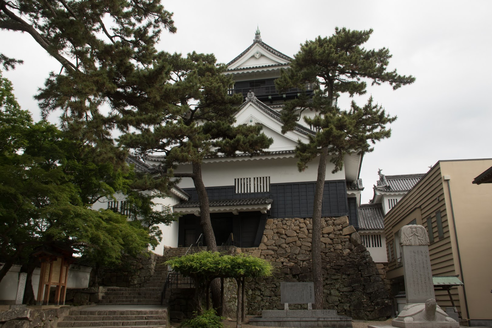 Okazaki castle -Hardship history of young Ieyasu Tokugawa- | Ken's ...