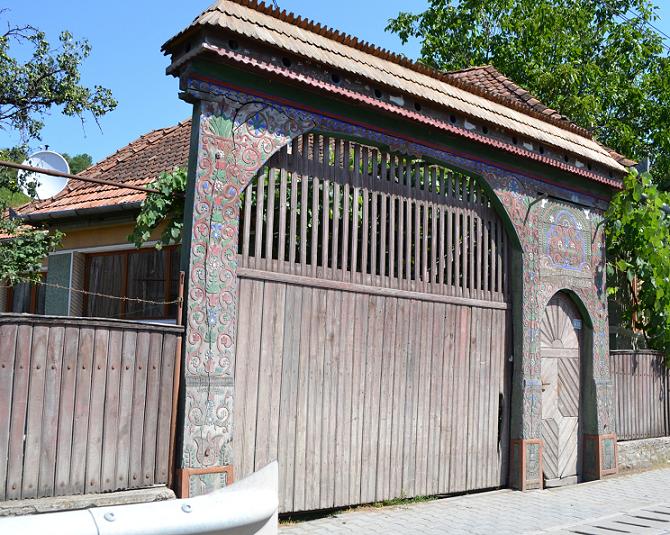 Poarta din lemn -zona Odorheiul Secuiesc , Harghita