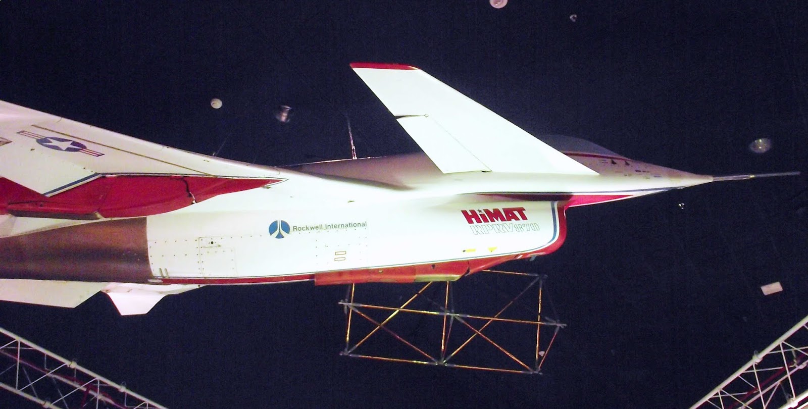 SPACE RELICS: Le Rockwell HiMAT (1979 - 1983)