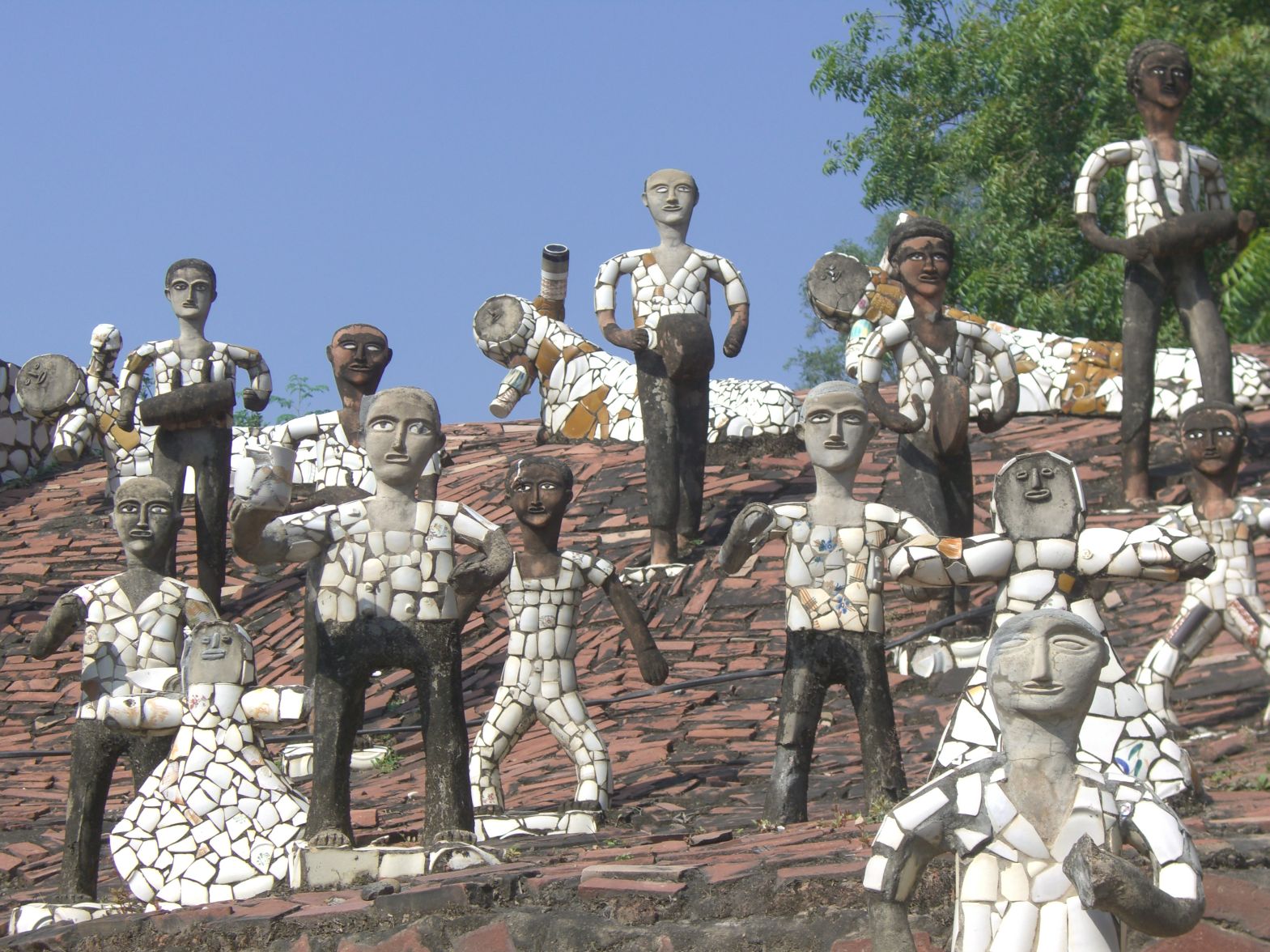 knitorious: Nek Chand's inspiring tale