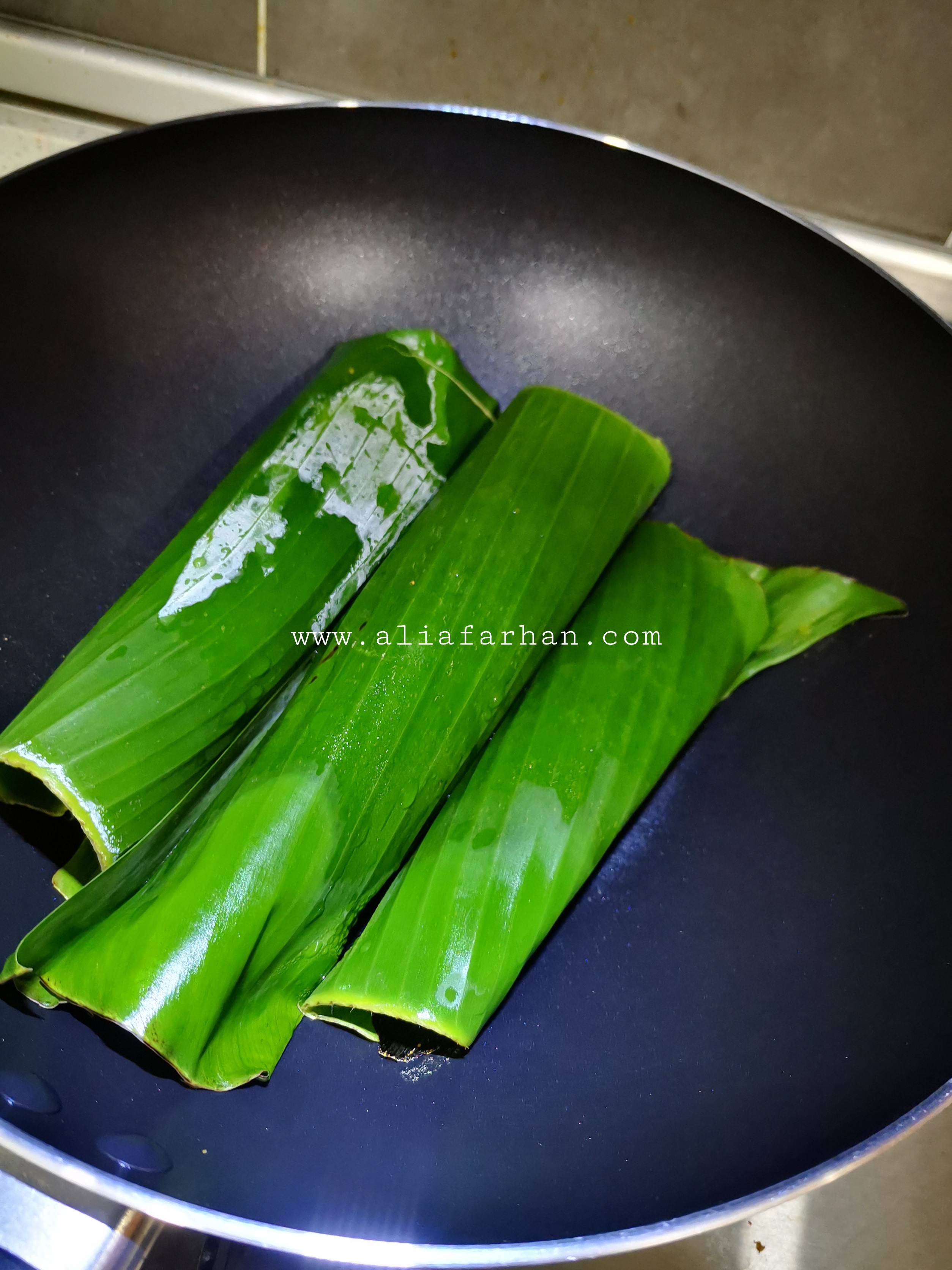 Ikan Keli Salai Masak Lemak Cili Padi | ALIA FARHAN