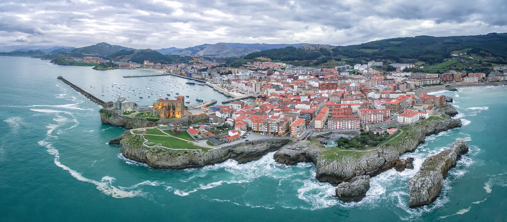 A DONDE VA CASTRO ?? | Castro Confidencial