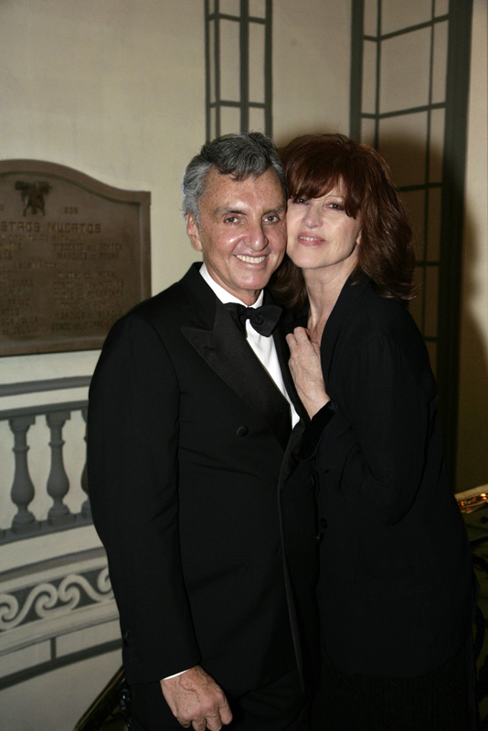 El Observador Solitario: UN ELEGANTE BAILE DE NAVIDAD