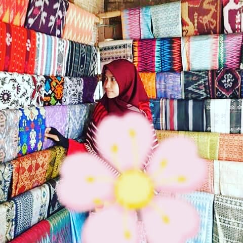 Kain Songket, Tenunan Khas Desa Sade