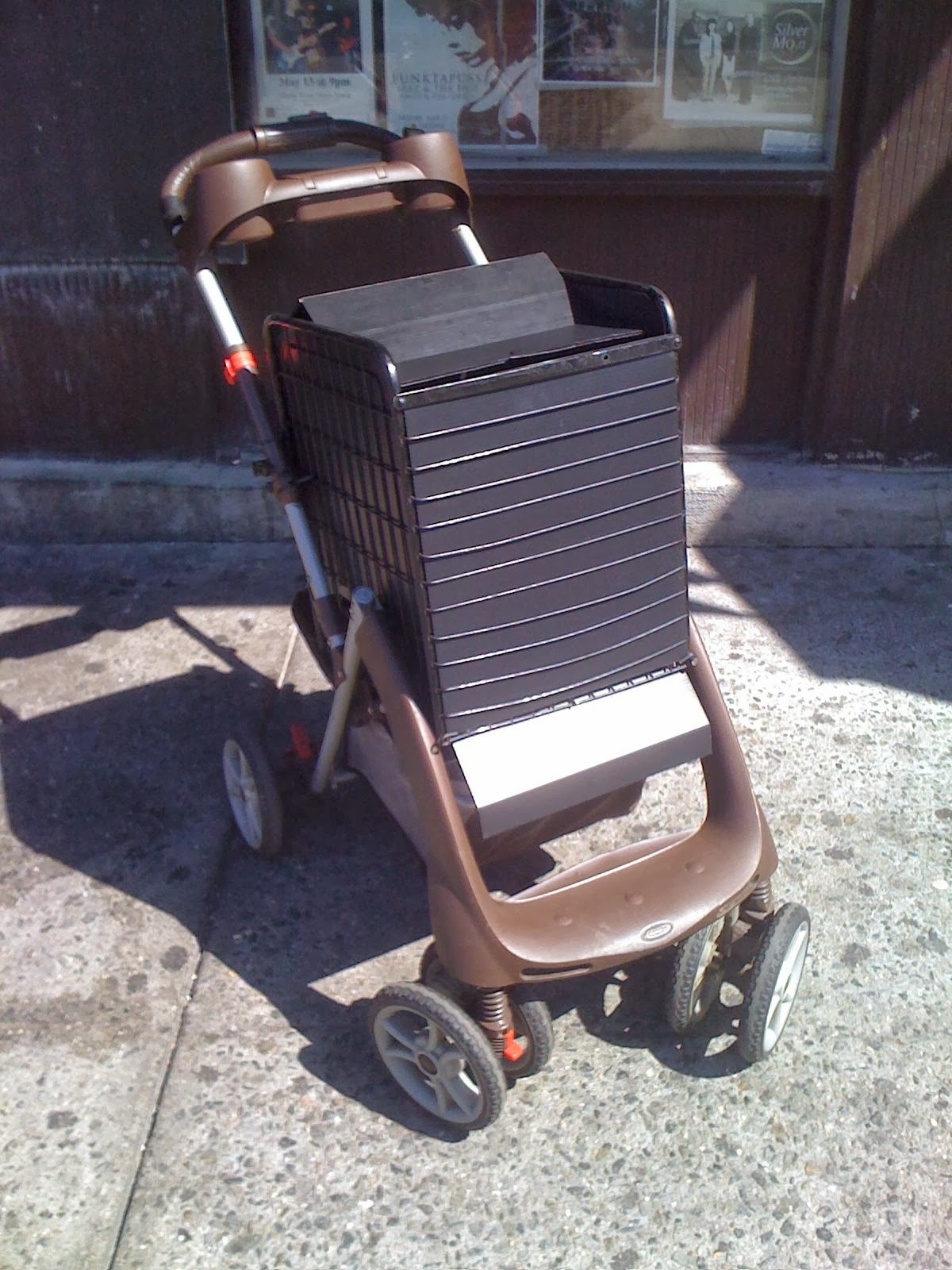 # i T h i n k O u t s i d e M y B o x: Introducing the sm@rt cart - a ...