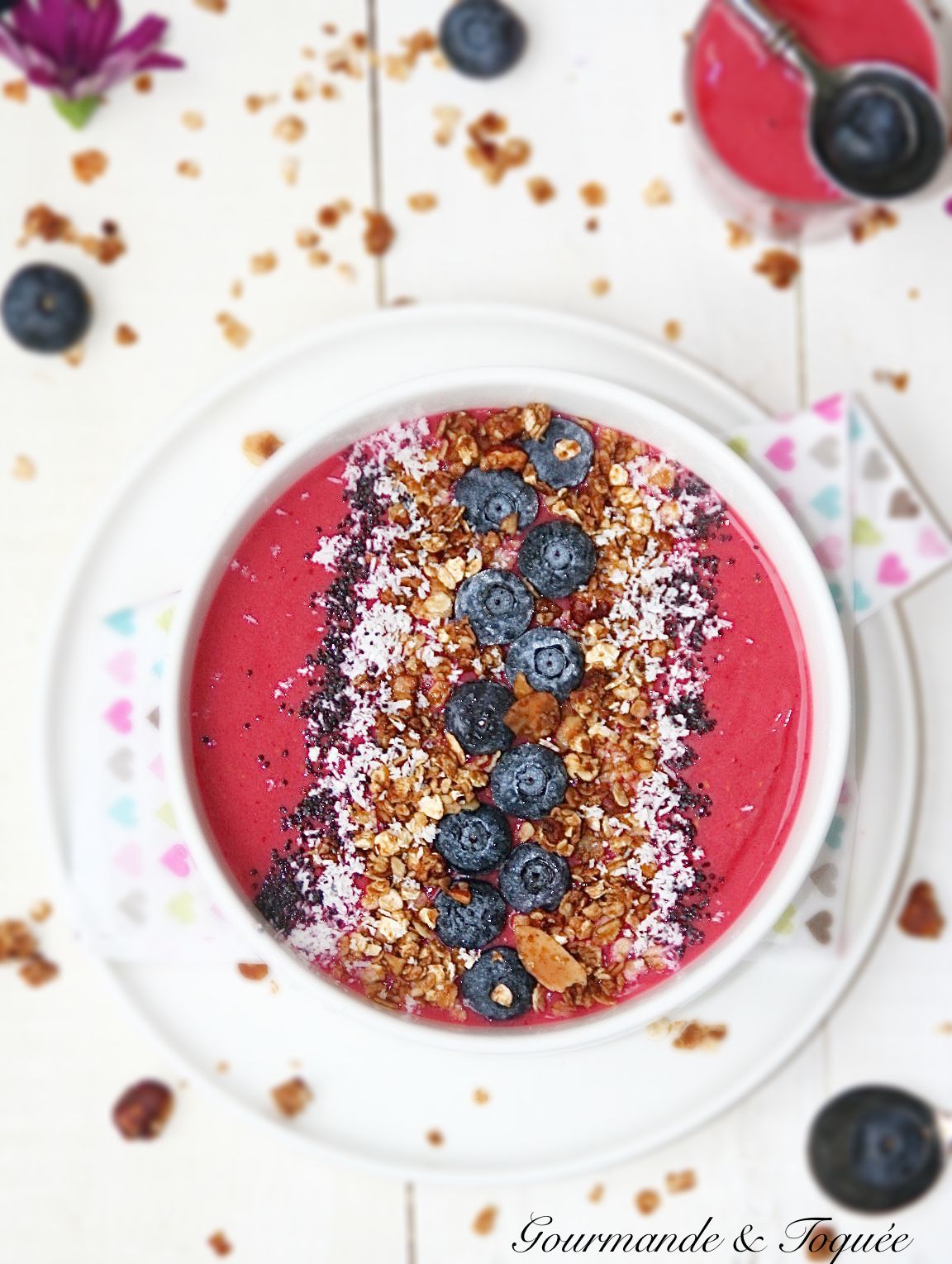 Gourmande&Toquée: Smoothie bowl aux fruits rouges