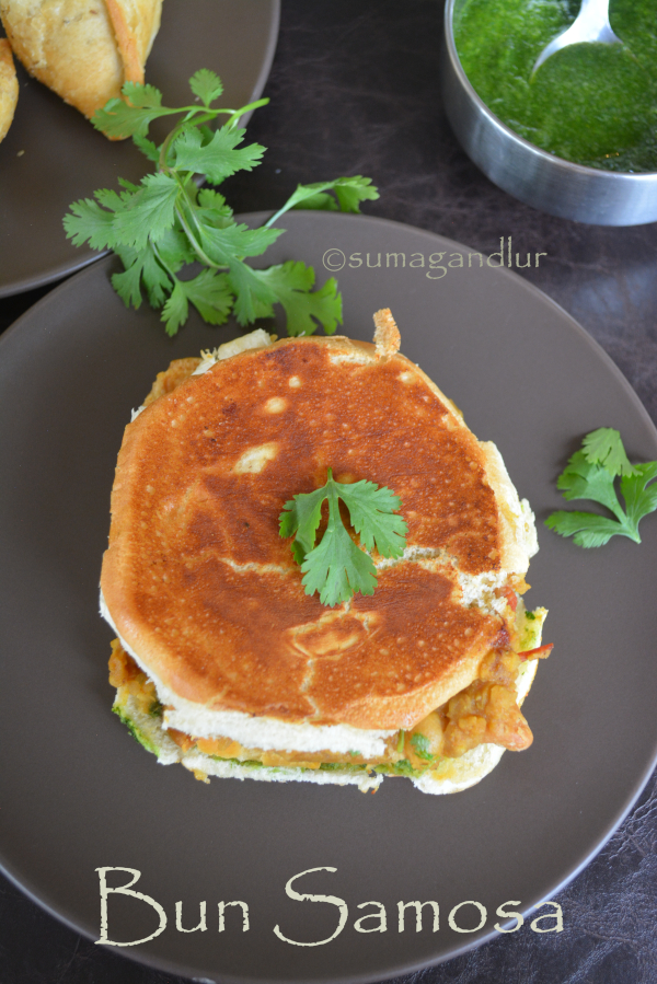 Veggie Platter: Bandh Samosa / Bun Samosa