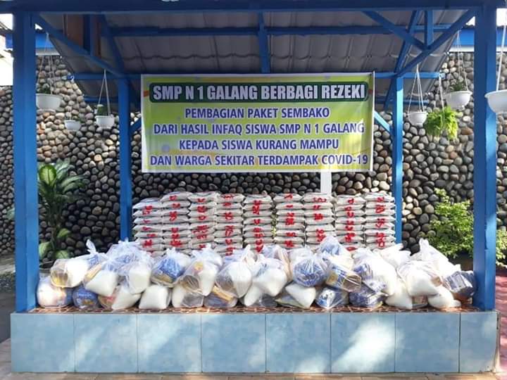 SMPN 1 Galang Salurkan 160 Paket Sembako | Metrokampung.com