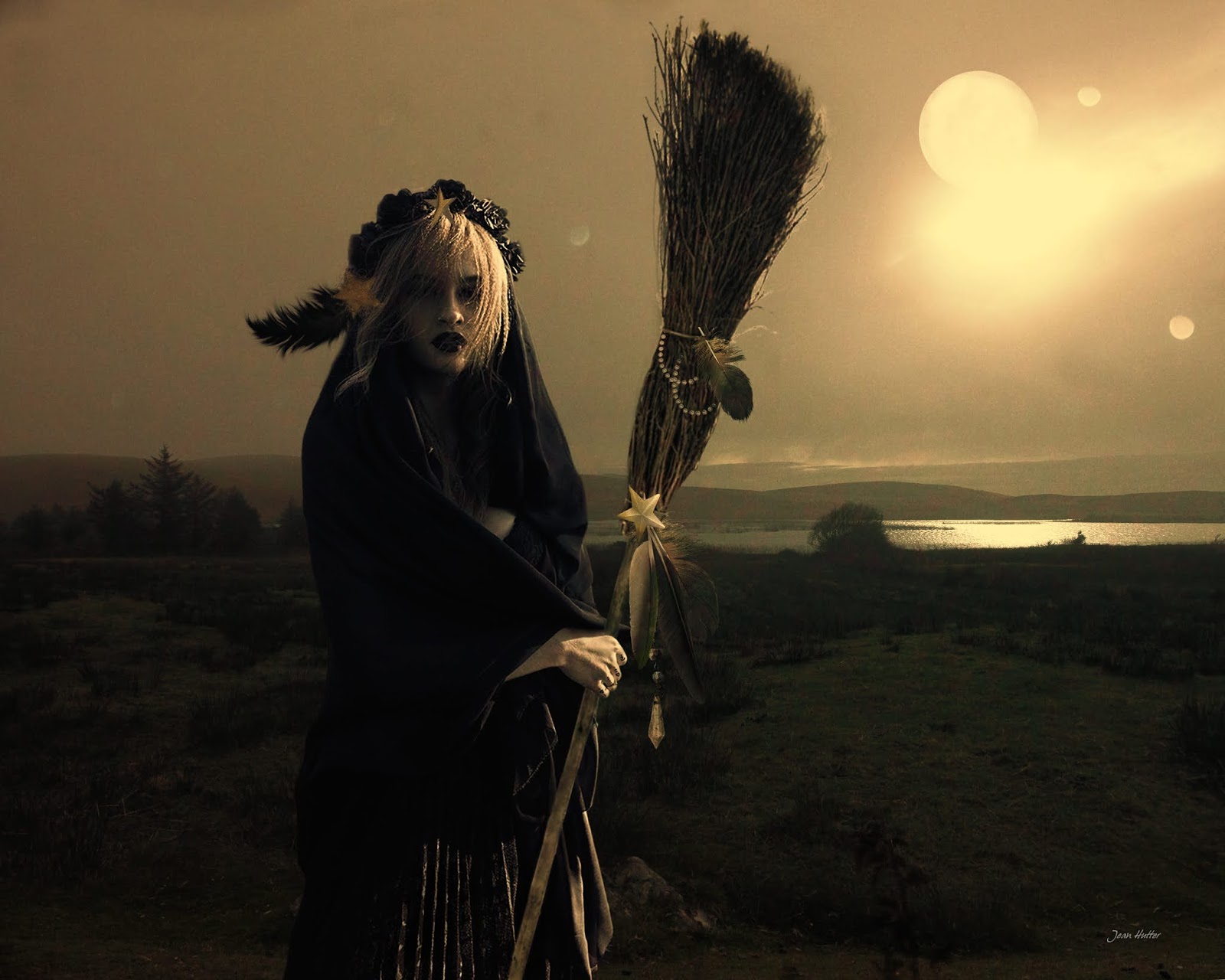 Jean Hutter - Digital Views: The Besom