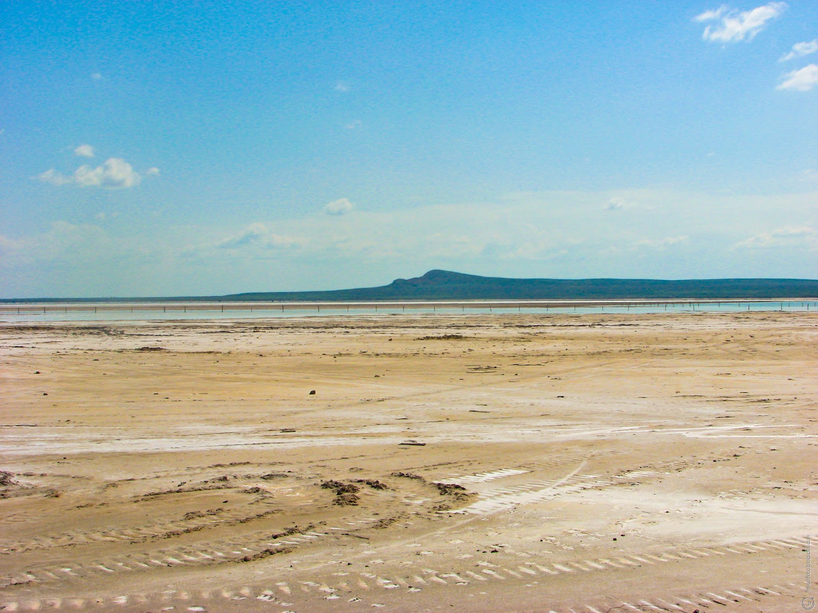 Free use Photo sandy plain with a hilly horizon, salt - FreeDifoto ...