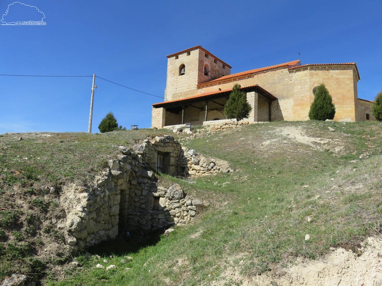 Tierras de Burgos: El barrio de bodegas de Moradillo de Roa
