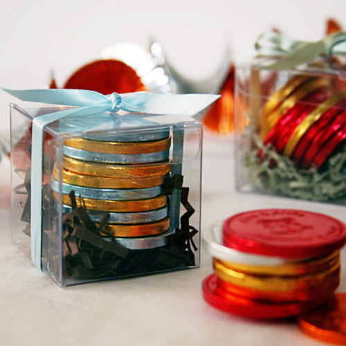 Personalized Holiday Chocolate Coins | FashionBridesMaid