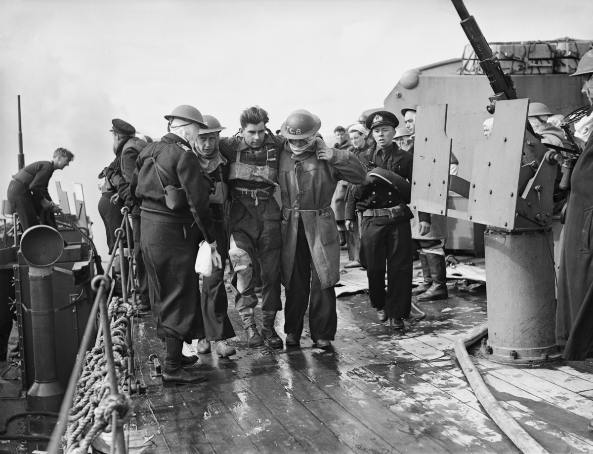 Ramblings by Alexis: Amazing Photos From WW2