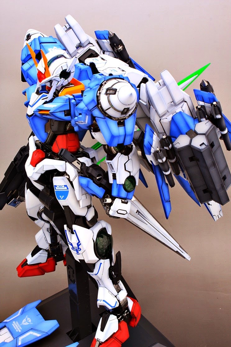 Custom Build: PG 1/60 00 Raiser