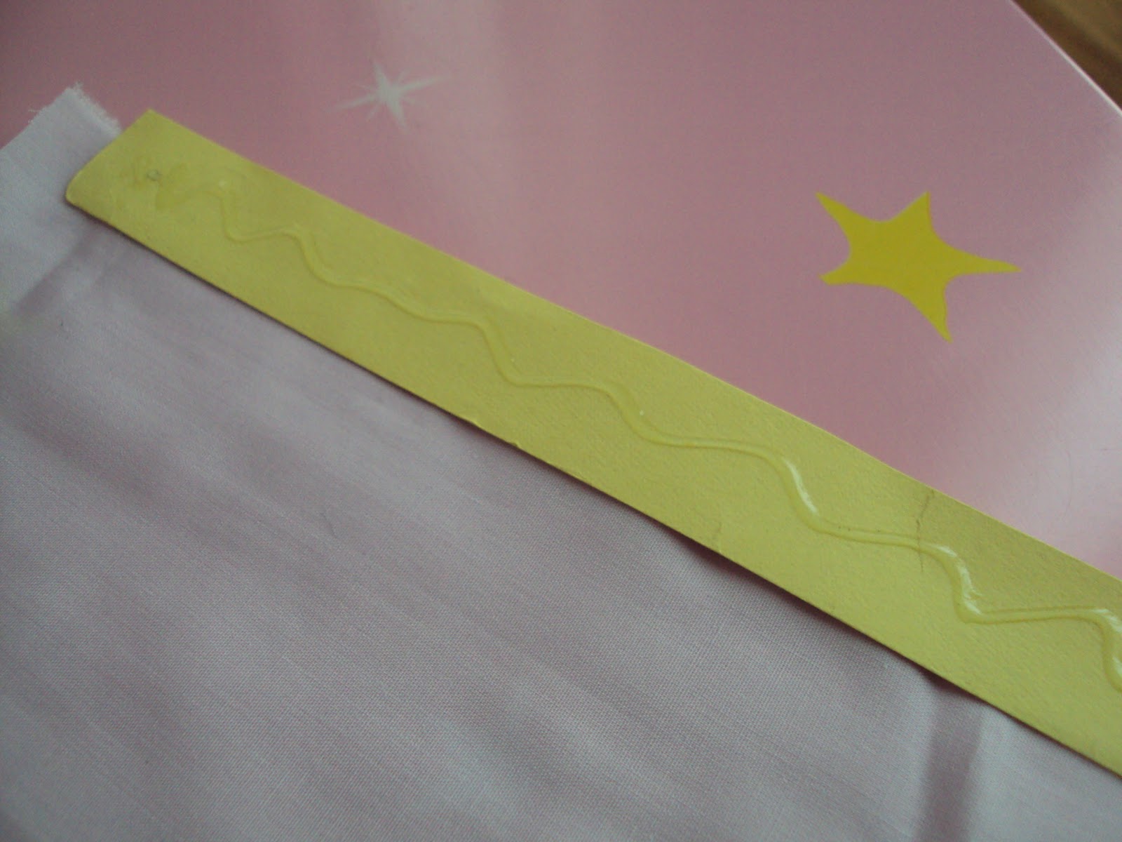 ENTRETENIMENTS ...VARIATS !!: TUTORIAL guarda-botones / alfiletero