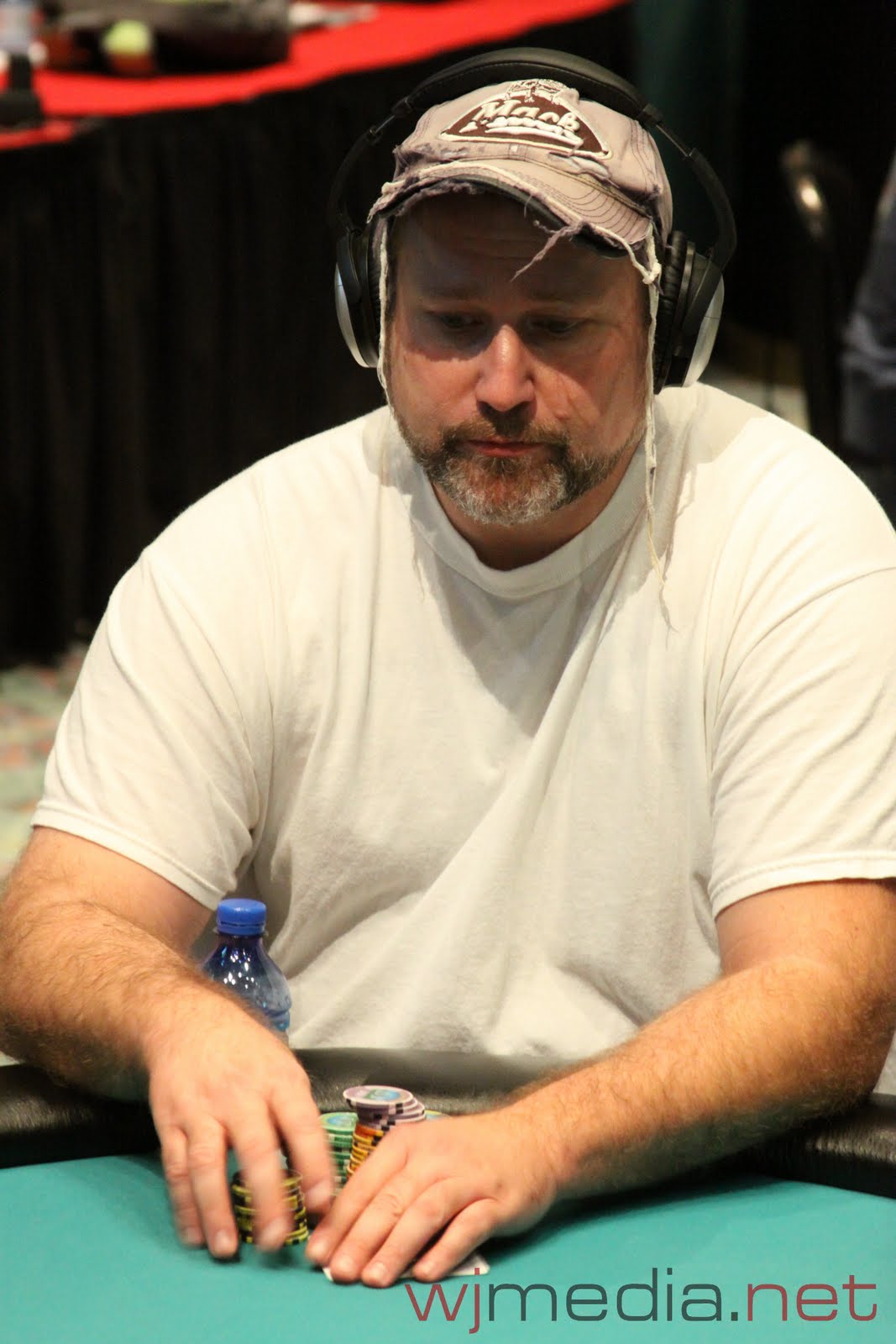 Foxwoods Poker: Oct 27, 2011