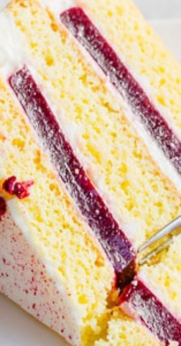 Raspberry Layer Cake with Cream Cheese Frosting - HEALTY RECIPES