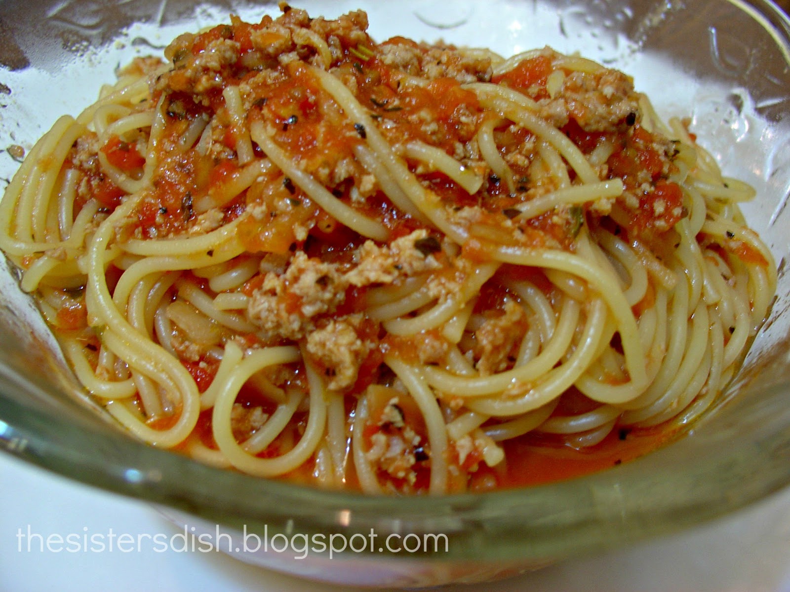The Sisters Dish: My favorite SIMPLE Spaghetti
