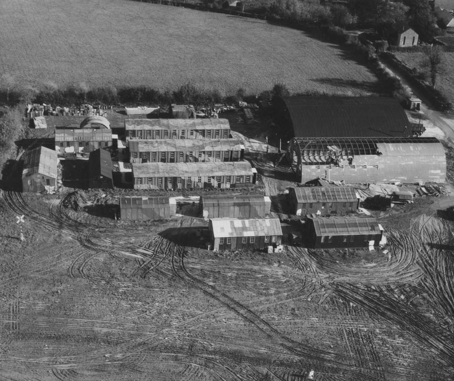 Researcher@Large: Random Photos - Dunkeswell Aerodrome, England 1944