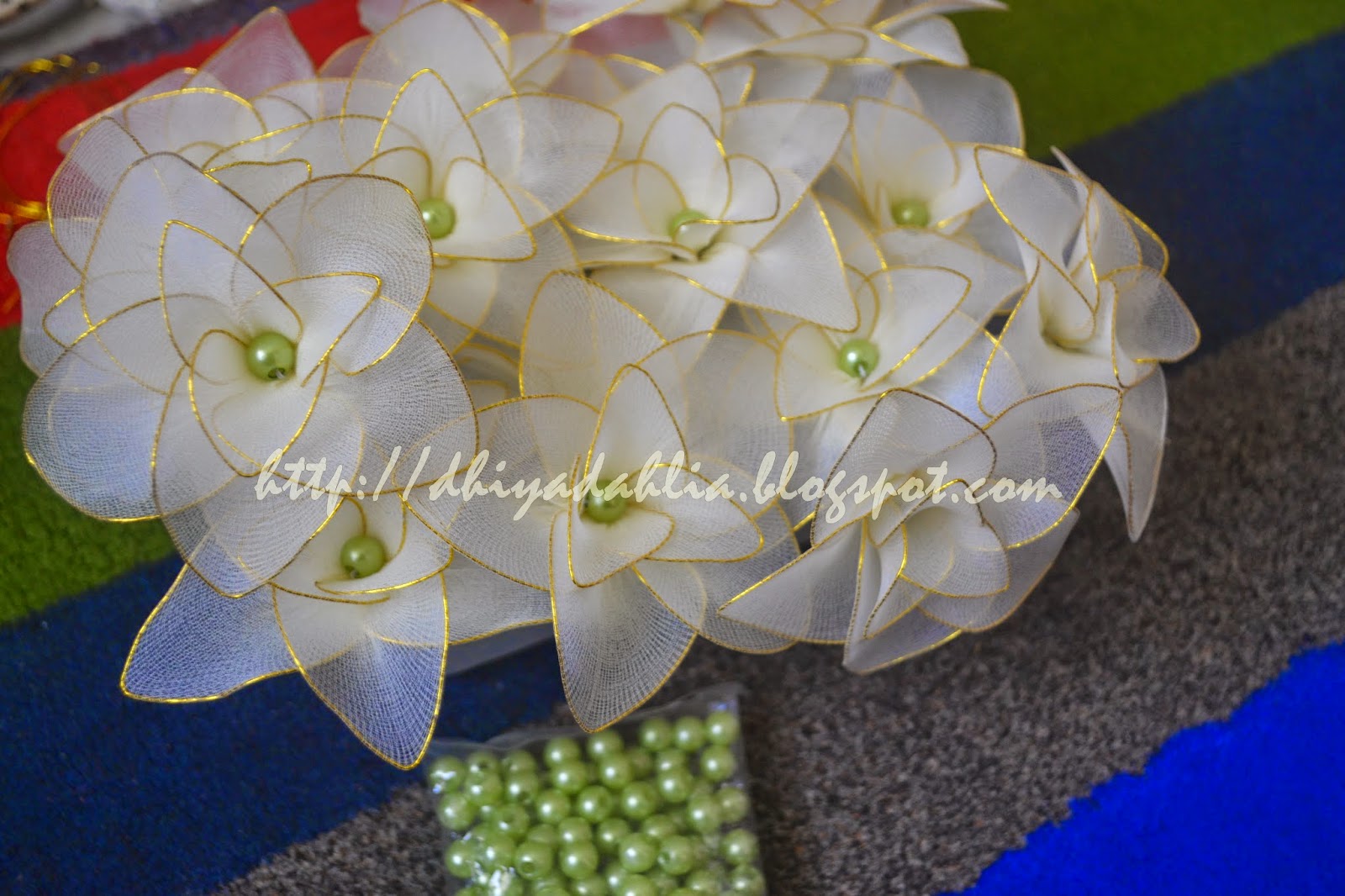 DIY: Bunga Stokin Separuh Siap - Dari Diri Dhiya