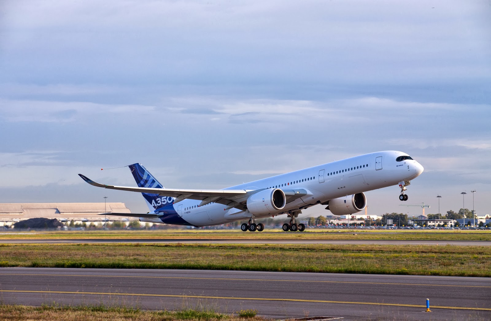 A350 XWB News: First flight of the second A350 XWB prototype MSN3.
