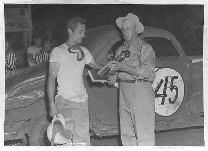 Midwest Racing Archives: 1953 - Parker Annexes Playland Final
