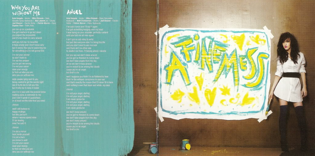 Encarte: Kate Voegele - A Fine Mess - Encartes Pop