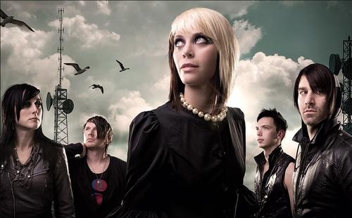 The Live Wire: Fireflight