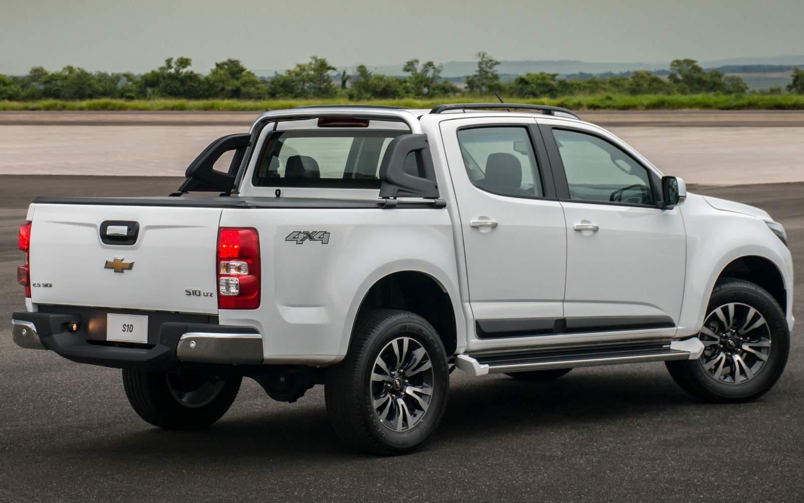 Chevrolet S-10 2017, LS, LT e LTZ, ganham itens de série
