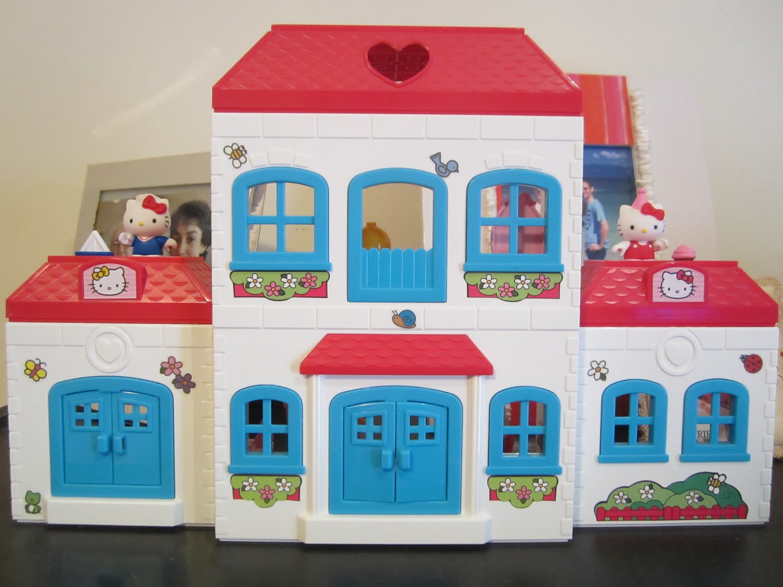 country girl in the big city: Introducing an old friend: Hello Kitty